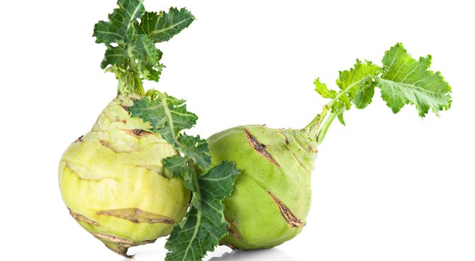 Feuilles de chou-rave sautées – Plaine de vie